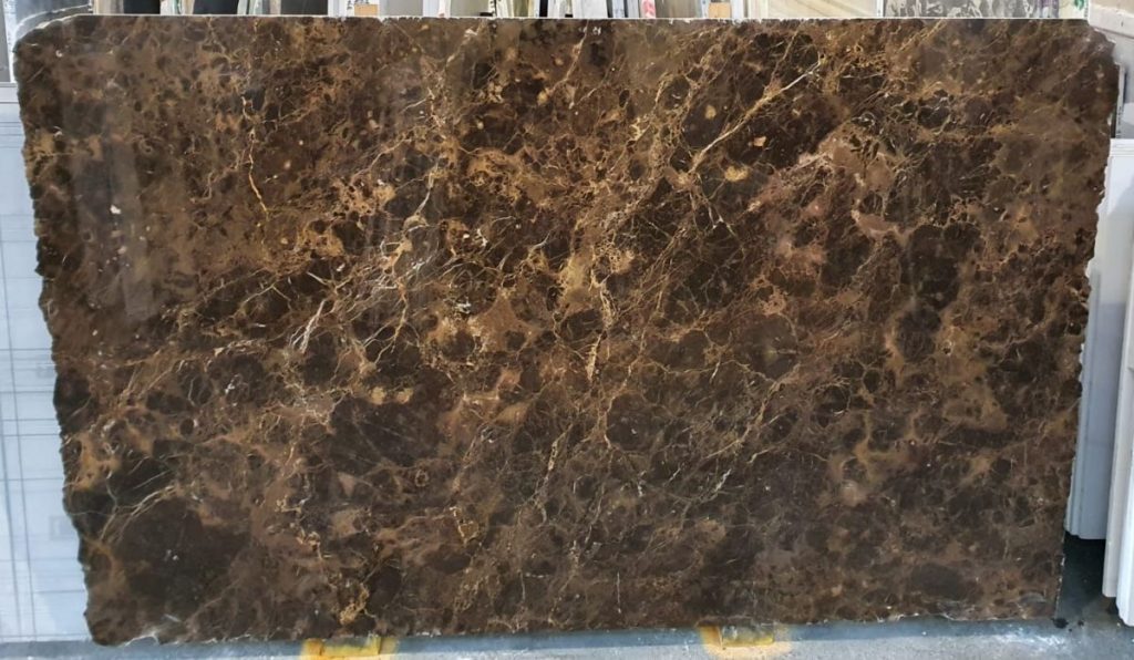 Marron Imperial - Capital Granite